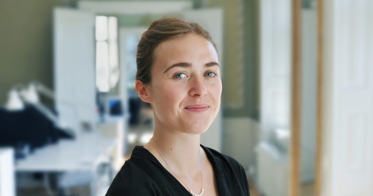 Välkommen Linnea - Ahlqvist & Almqvist